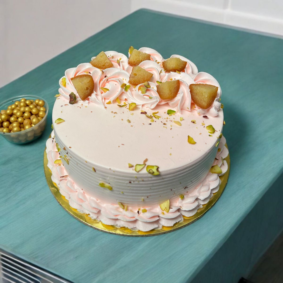 Gulab Jamun Fusion Cake – Traditional Sweet Meets Modern Cake